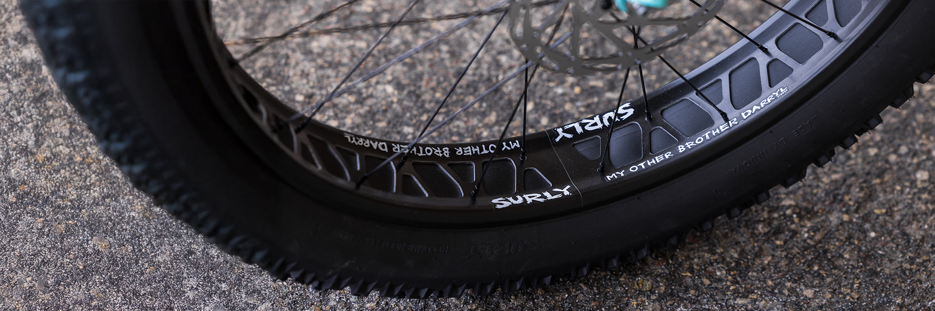 Tubes & Tubeless Kits – Surly Bikes